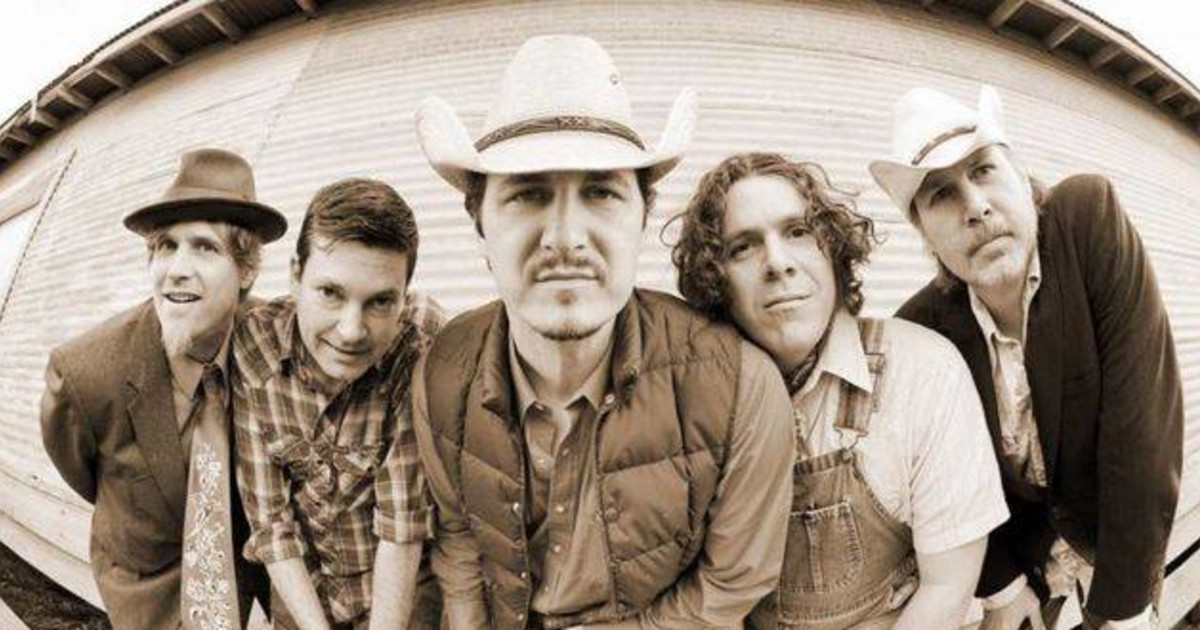 Them Duqaines & Alvin Crow in Austin at The Little Longhorn Saloon