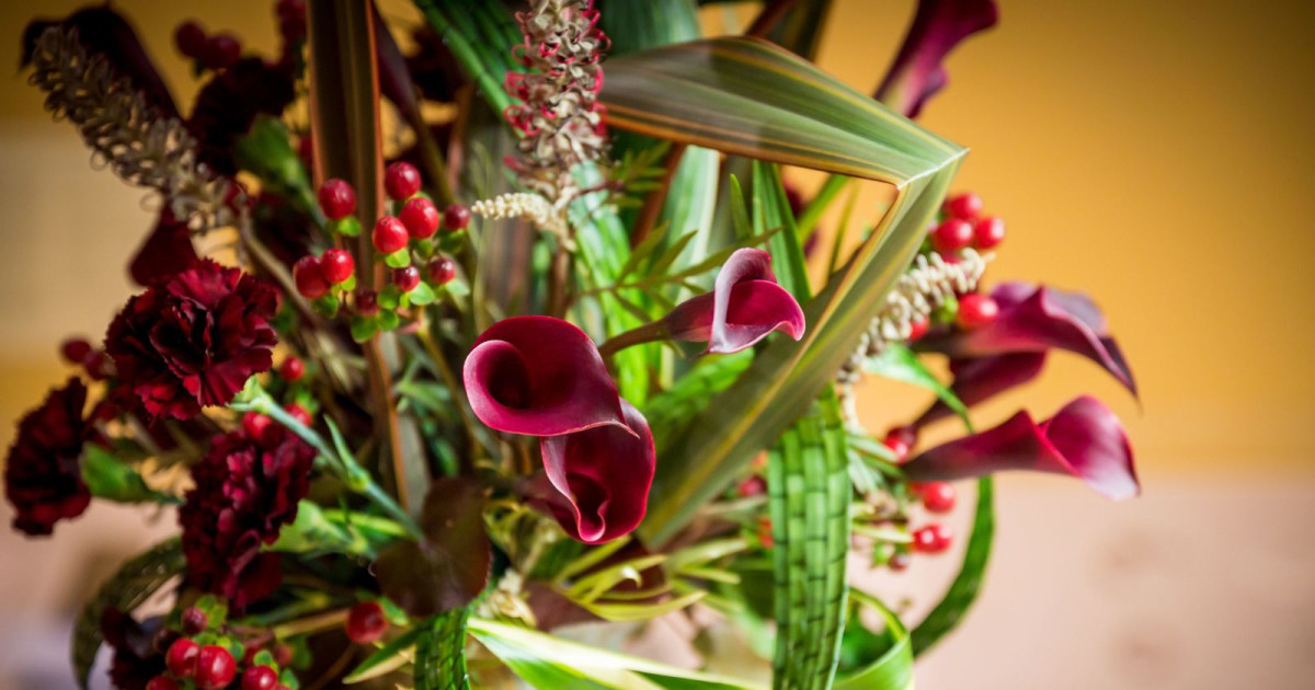 Drop-In: Flower Arranging Tips and Tricks in Worcester at