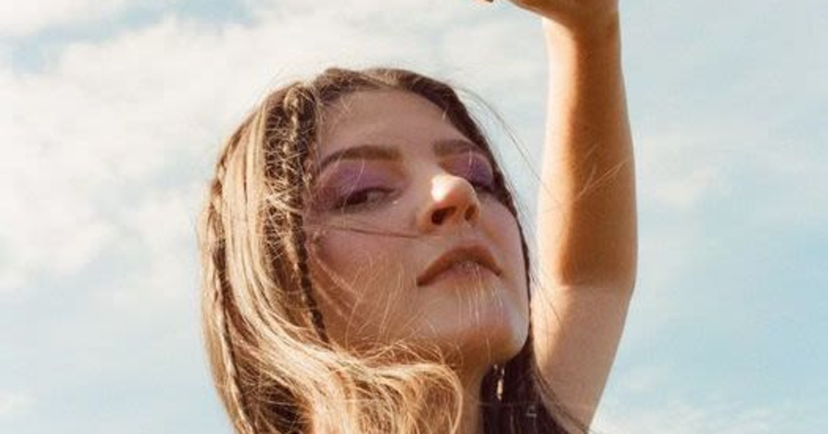 Julia Kahn w/ Fiona Maura & Cole | Lightning 100 - Event Calendar