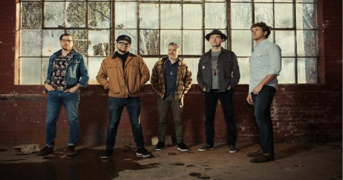 The Infamous Stringdusters, Members of The String Cheese