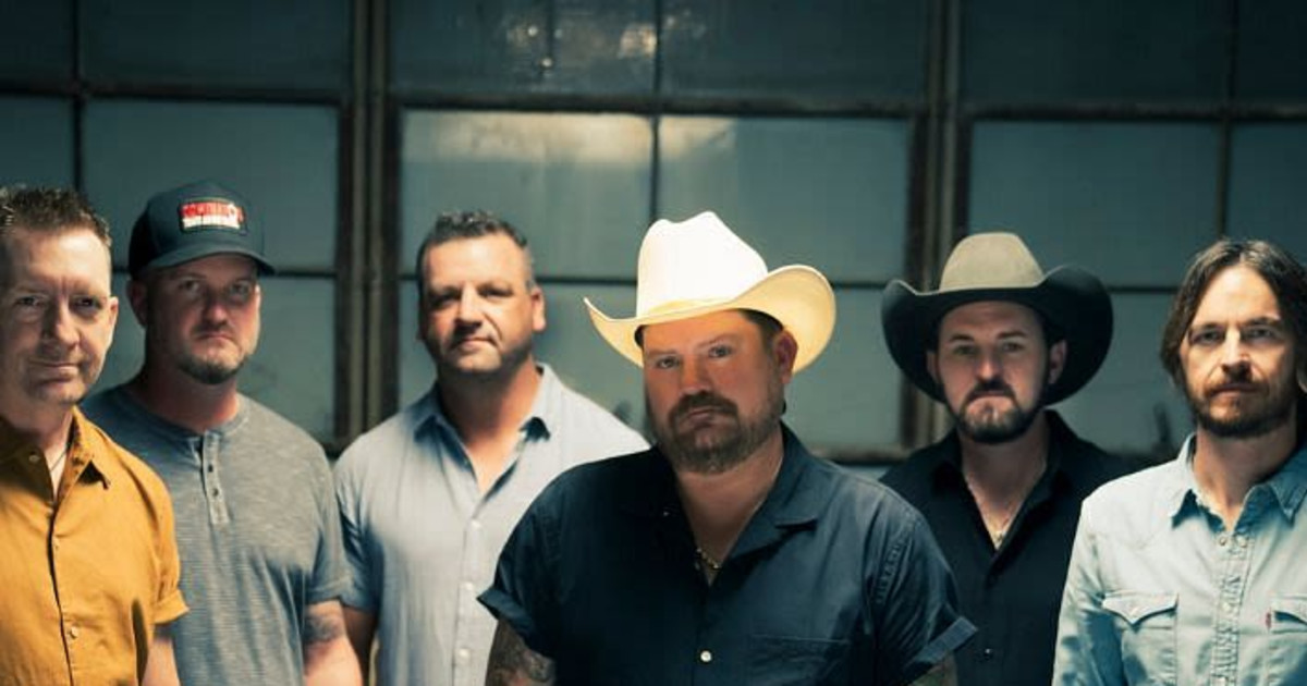 Randy Rogers Band in New Braunfels at Whitewater Amphitheater