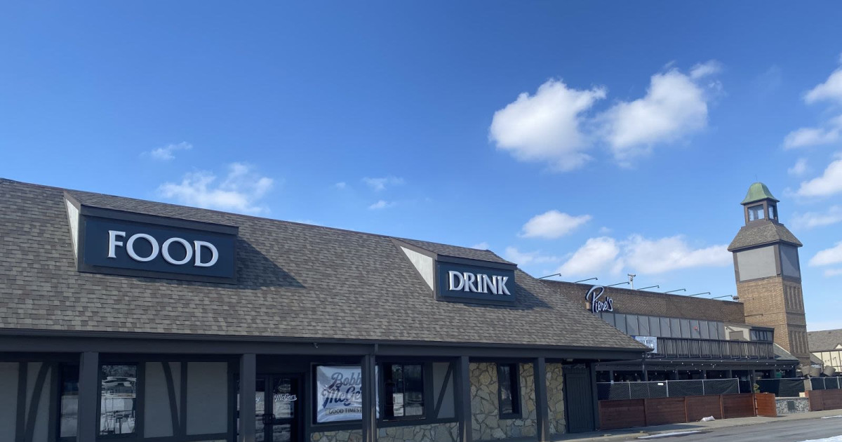 Shelly Belly Comedy in Fort Wayne at Piere's