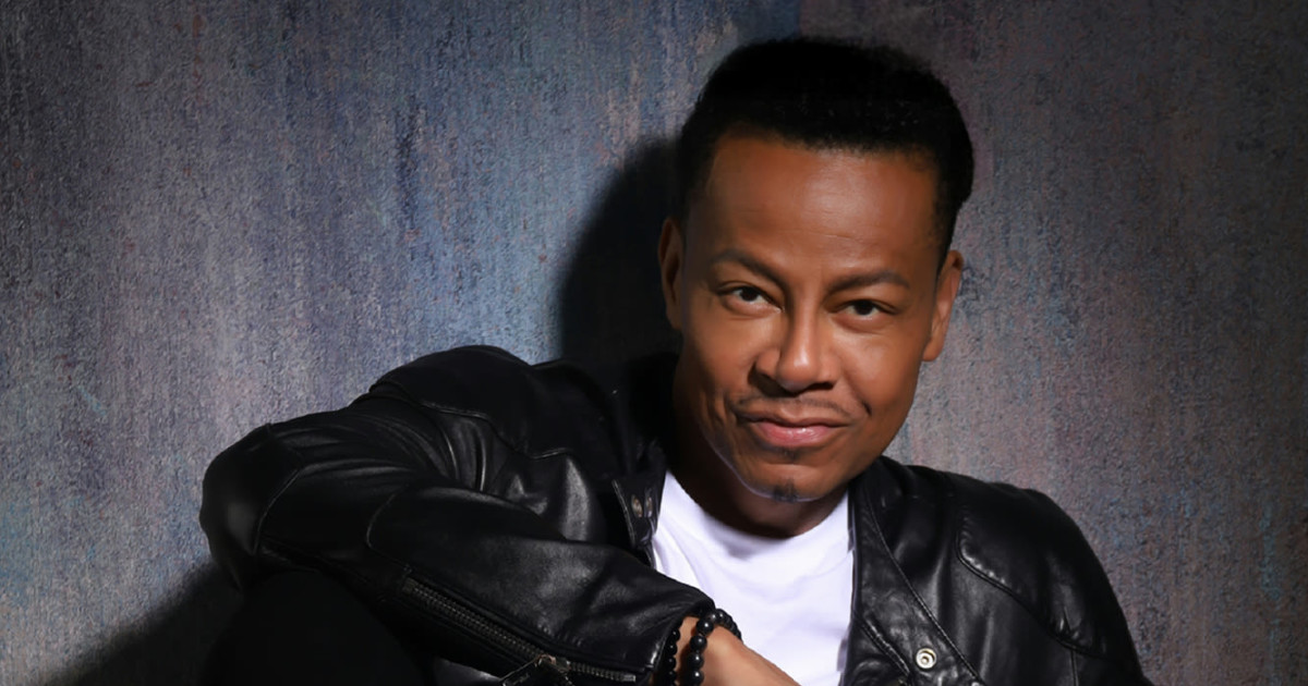 Robert Gee in Philadelphia at City Winery