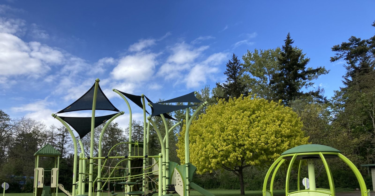 Kiwanis Henderson Park Playground Opening in Victoria at