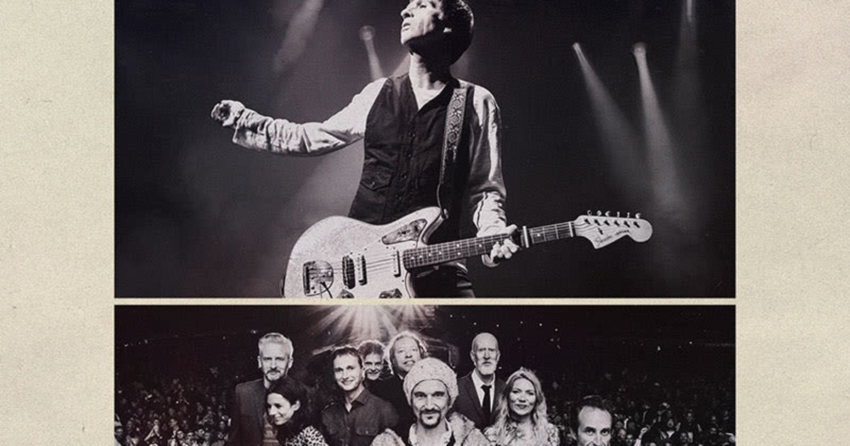 Johnny Marr & James in Seattle at The Moore Theatre