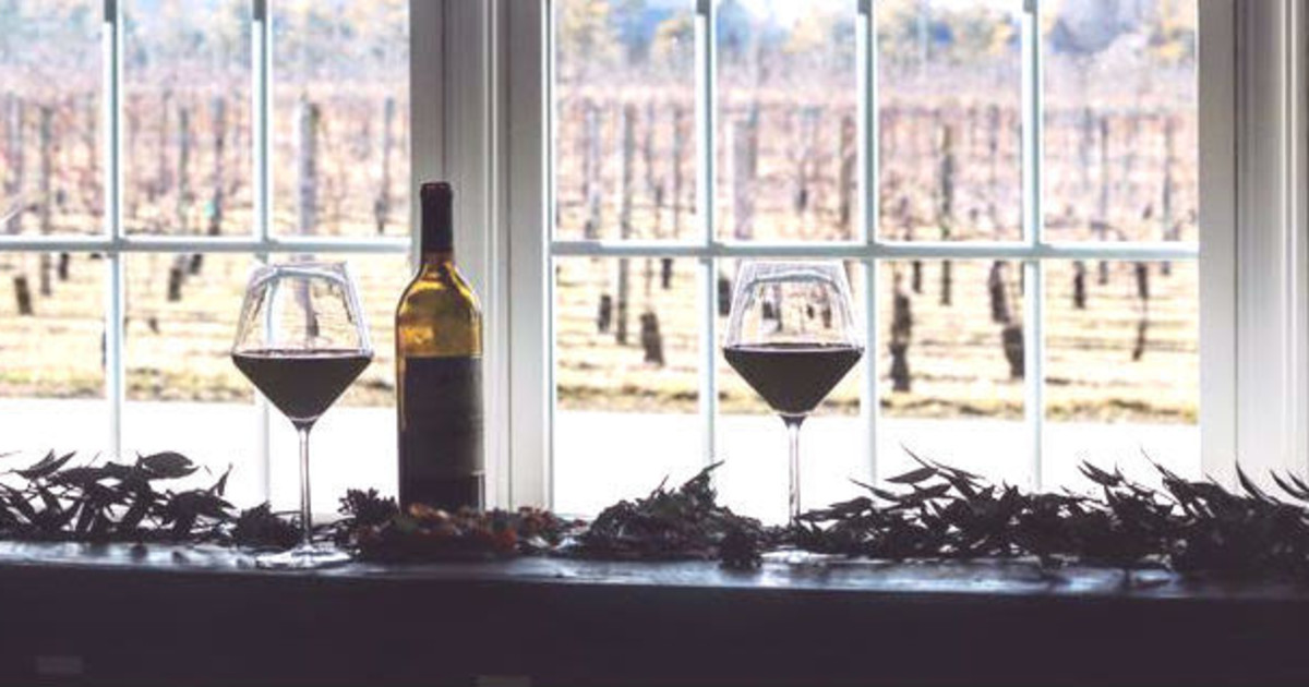 Live Music: Lynzi Stringer Duo in McCordsville at Daniel's