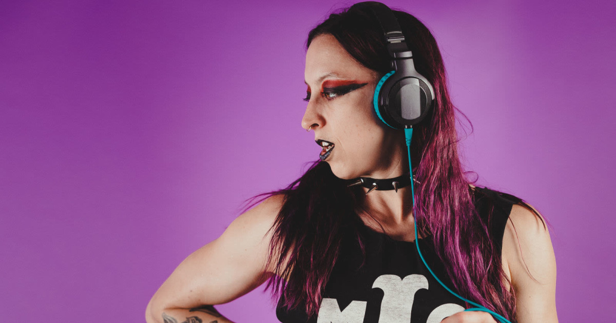 I'M NOT OKAY - An Emo & Pop Punk KARAOKE Night in Seattle at Hidden