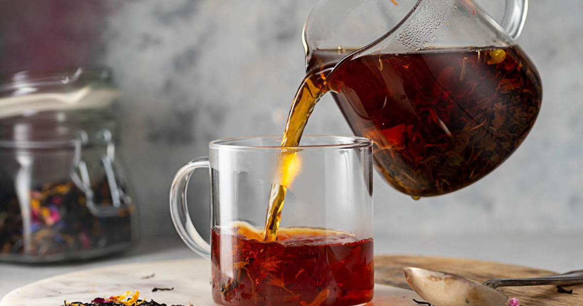 Hands-on Cooking: Tea Tasting & Blending in Glencoe at Chicago