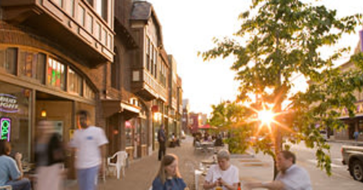 Loop Mural Festival in St. Louis at Delmar Loop