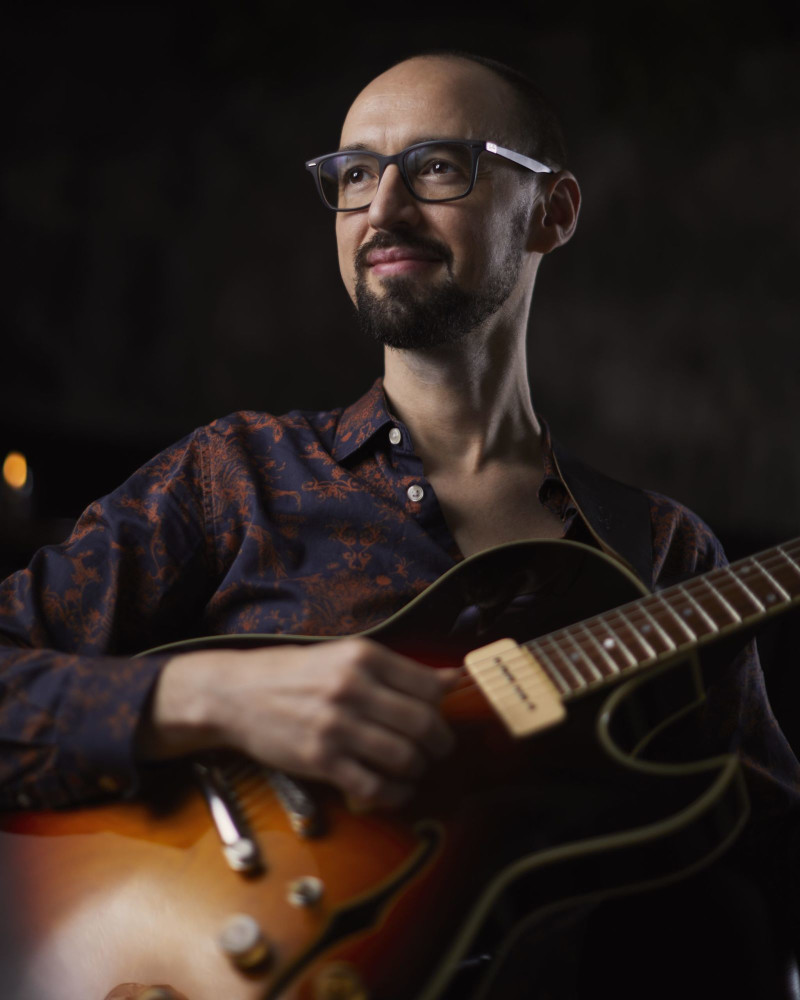 ADAM THOMAS TRIO featuring André Lachance & Julian MacDonough in