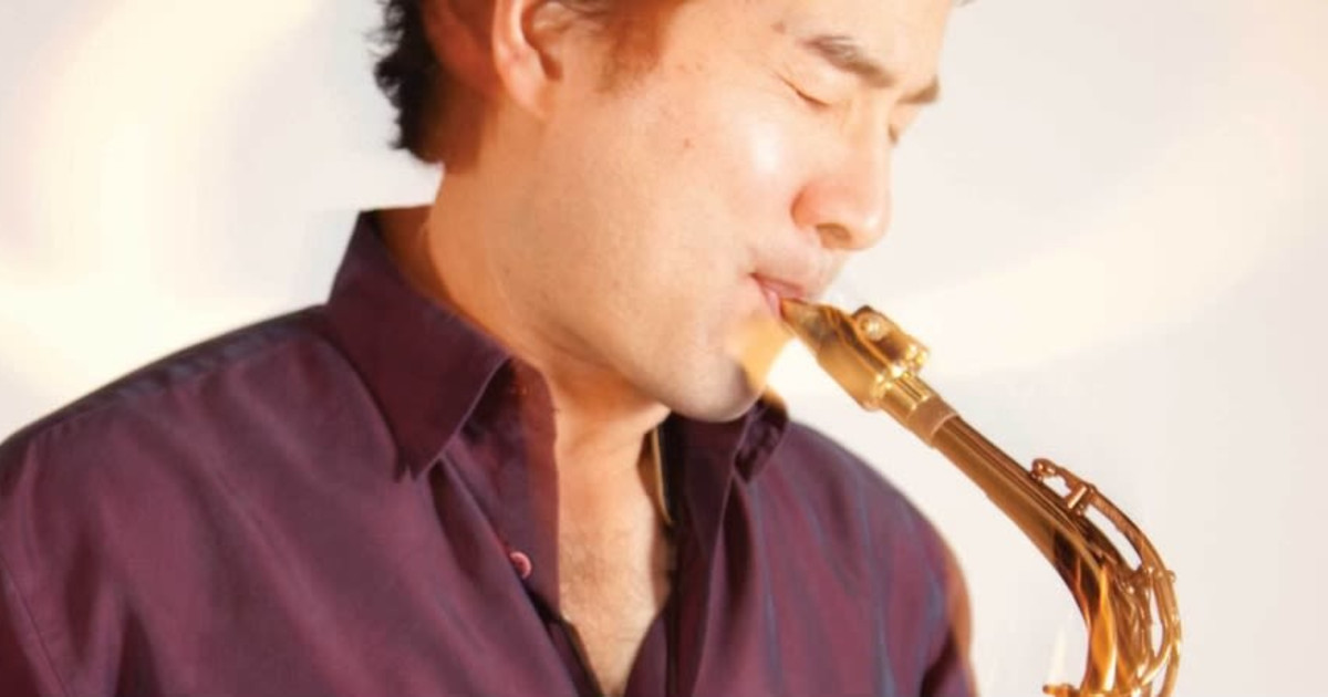 Jeff Kashiwa and the Gerald Veasley Band in Philadelphia at SOUTH