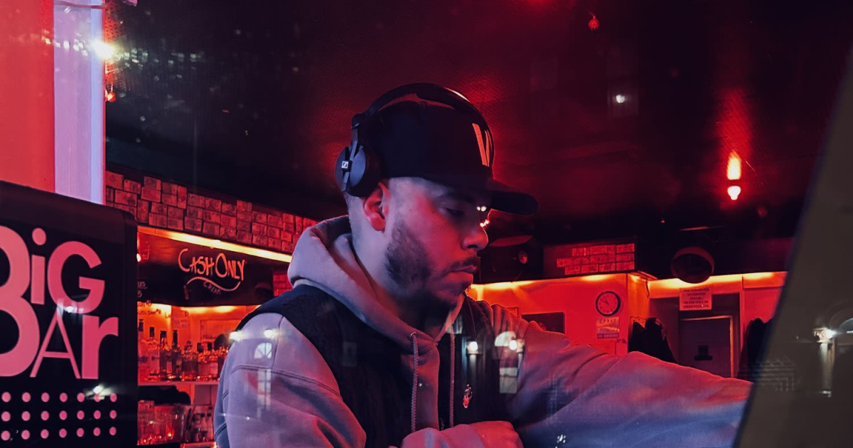 Monday Night Groove with VICK in Midtown at Agency of Record