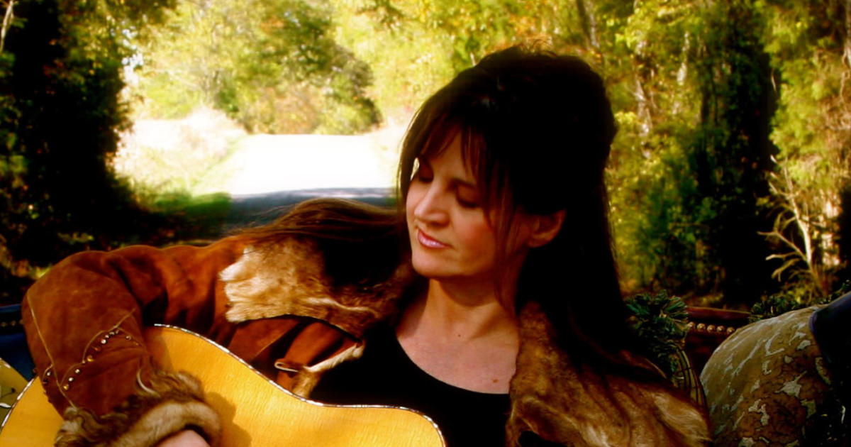 Long Long Time: A Tribute to Linda Ronstadt in Nashville at City