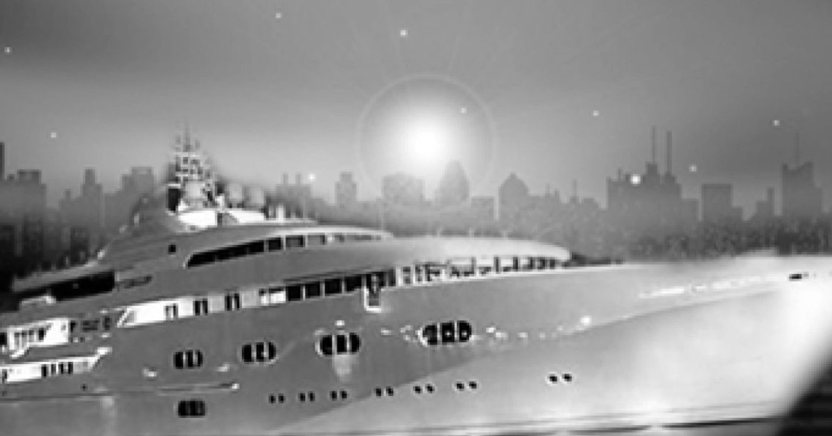 Saturday Late Night Booze Cruise aboard Spirit of Chicago on Oct.