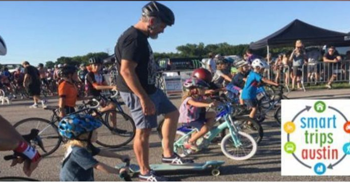 Family ride to a Day at The Races | Bike Ride in Austin at Govalle
