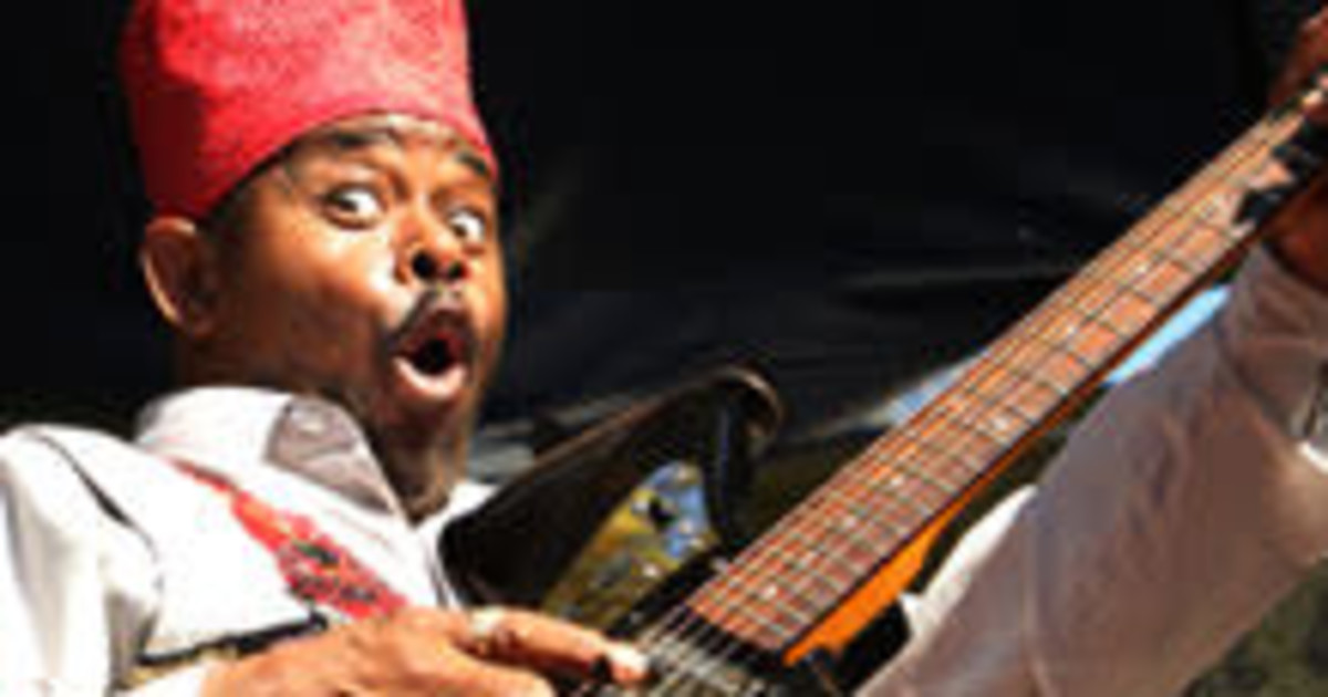 Blues Jam session featuring Lil' Ed Williams in Chicago at Rosa's