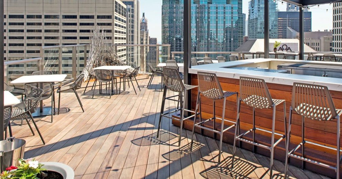 Noyane Happy Hour in Chicago at Noyane