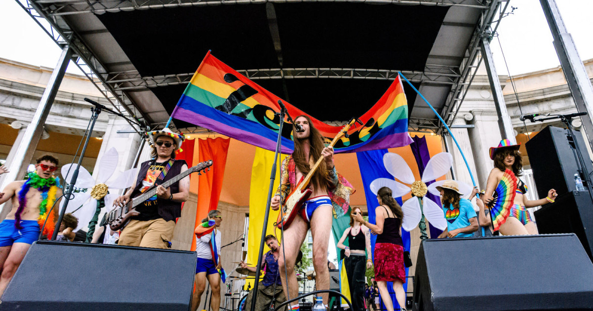 Zenari [SINGLE RELEASE PARTY] with Blue Tongue! in Englewood at