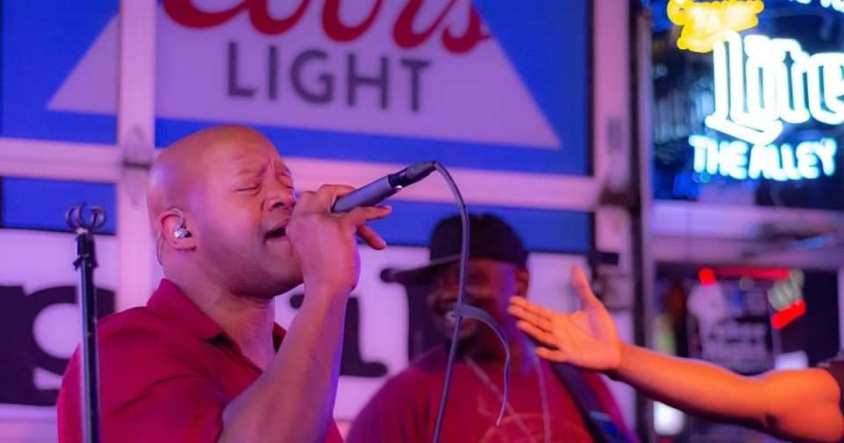 Sam McCrary & The Mix in Nashville at Acme Feed and Seed