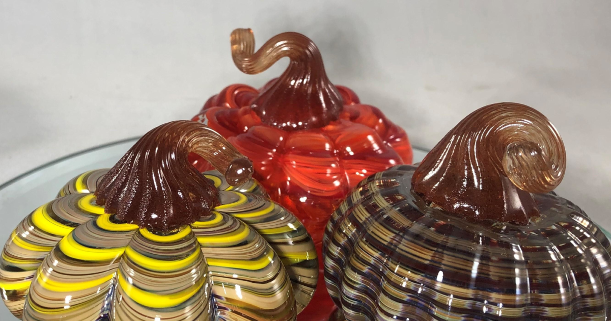 Fall is...Perpetual Pumpkin Season! Create your paperweight