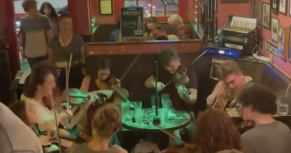 Irish Session in Somerville at The Burren