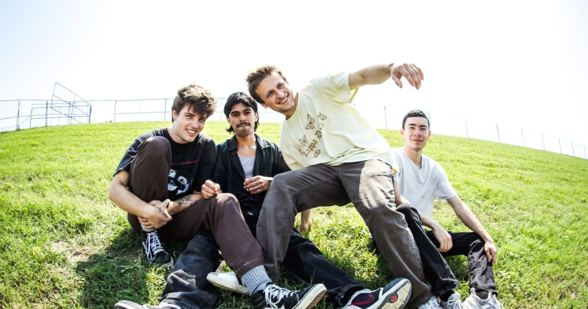 Silly Goose in St. Louis at Atomic by Jamo