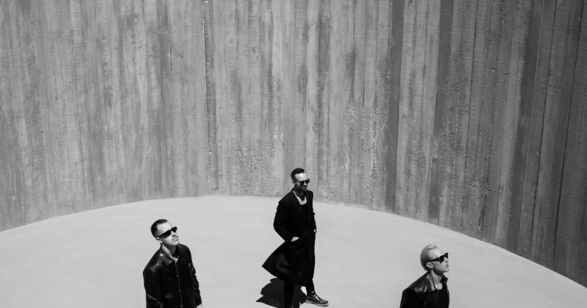 RÜFÜS DU SOL in pasadena at Rose Bowl