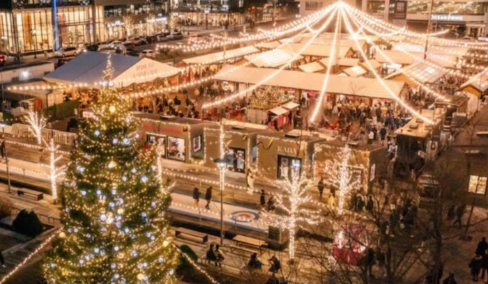 boston christmas lights uk