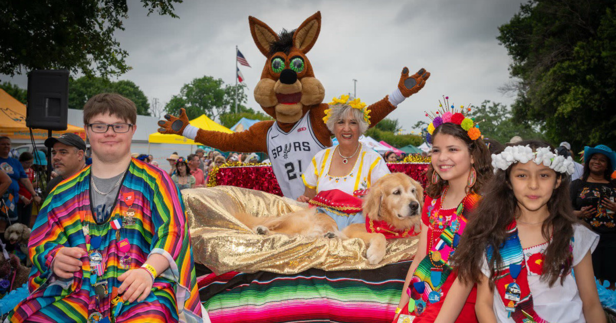 Fiesta Pooch Parade in San Antonio at Alamo Heights Swimming Pool