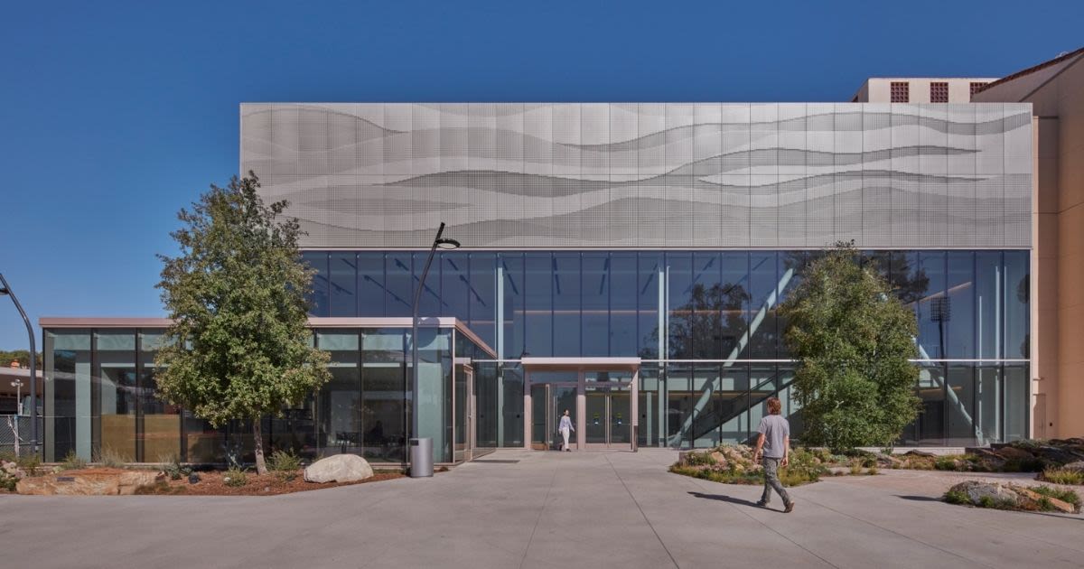 Exposition Park Neighborhood Guide