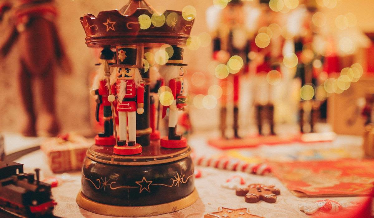 Kansas City Holiday Market Guide