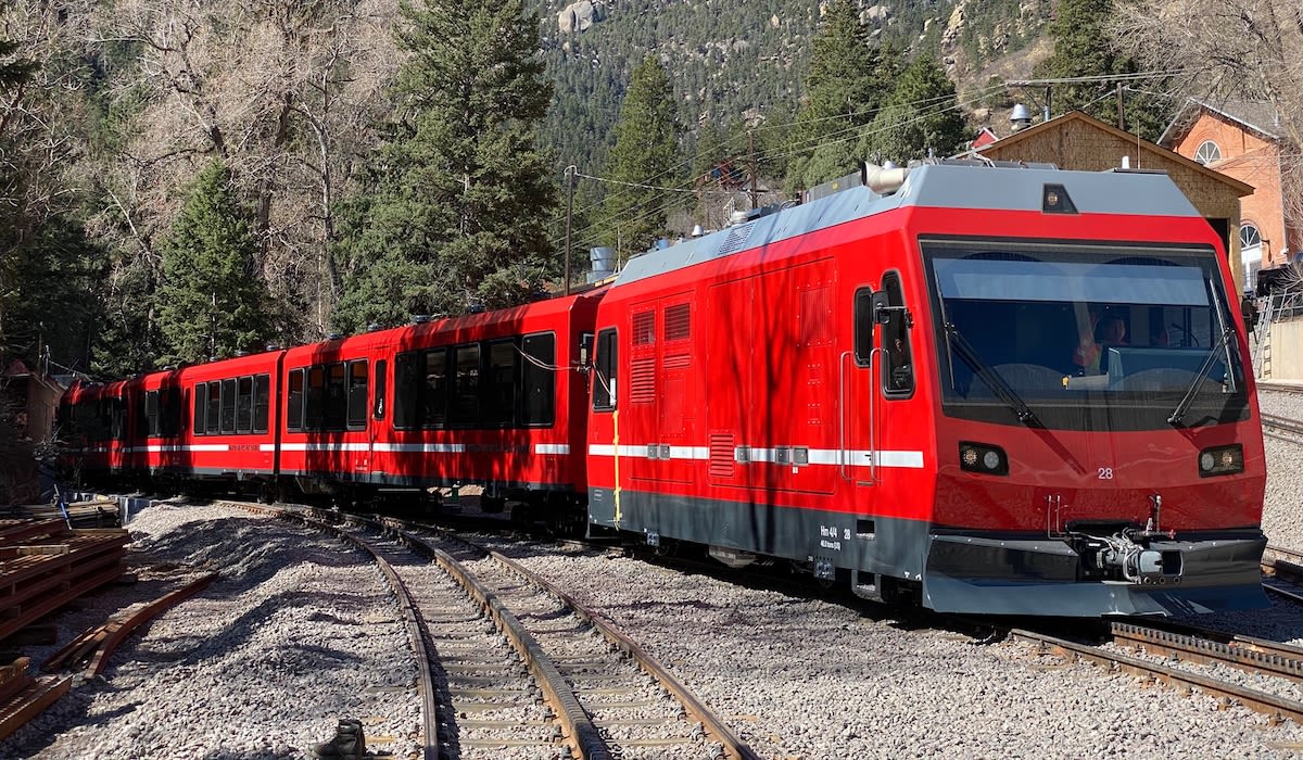 The Best Christmas Trains To Take Near Denver
