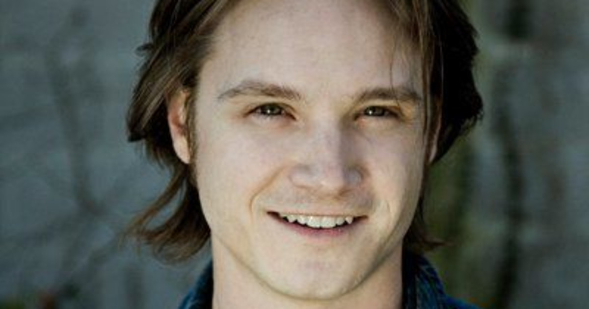 In The Round with Josh Kear, Mark Irwin, Don Schlitz and The Warren