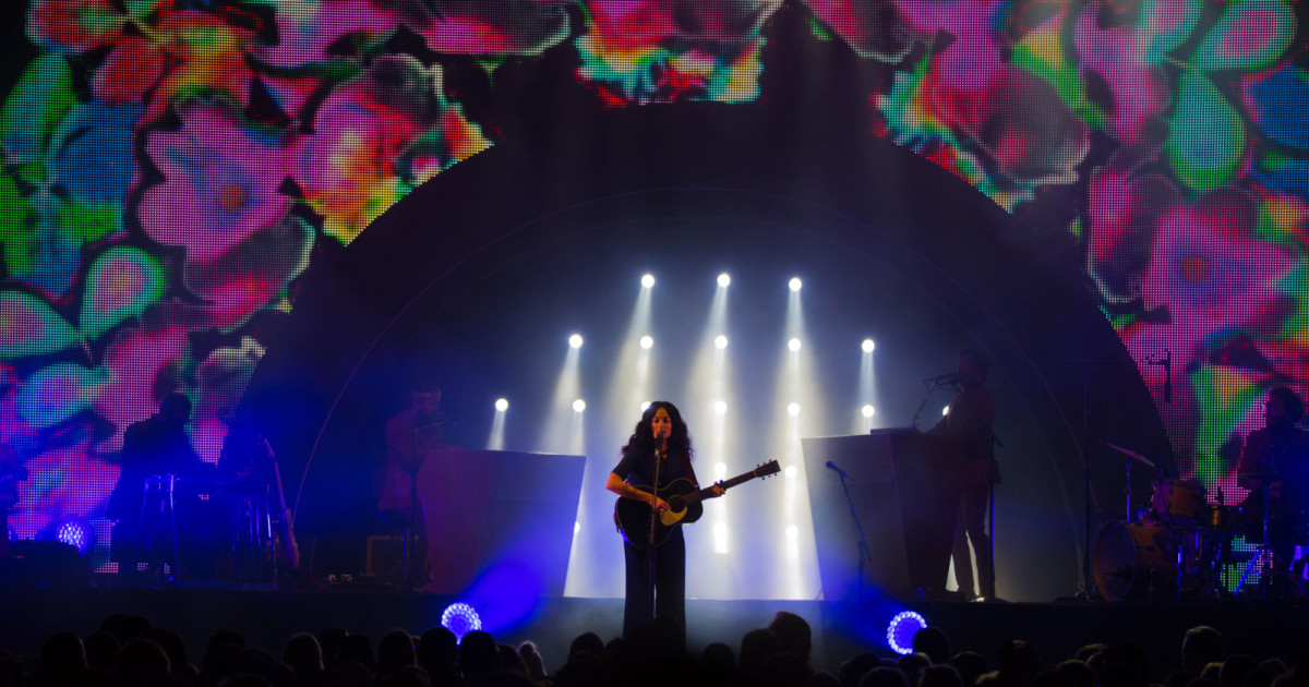 Kacey Musgraves: Oh, What a World: Tour Ii, Weyes Blood in Boston