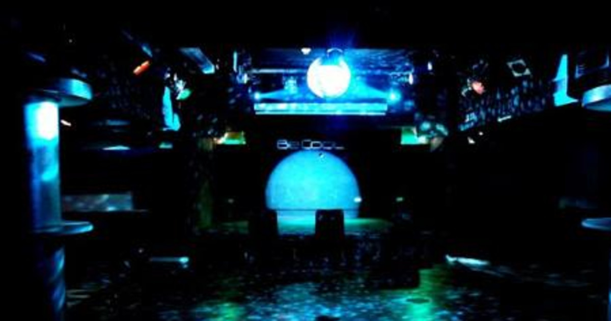 Vocalist Maxayn Lewis in Los Angeles at The World Stage