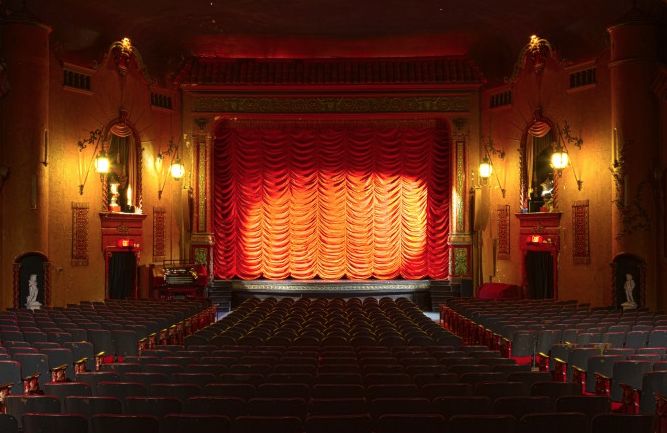 312 Day Giveaway: Music Box Theatre Prize Pack in Chicago at Music