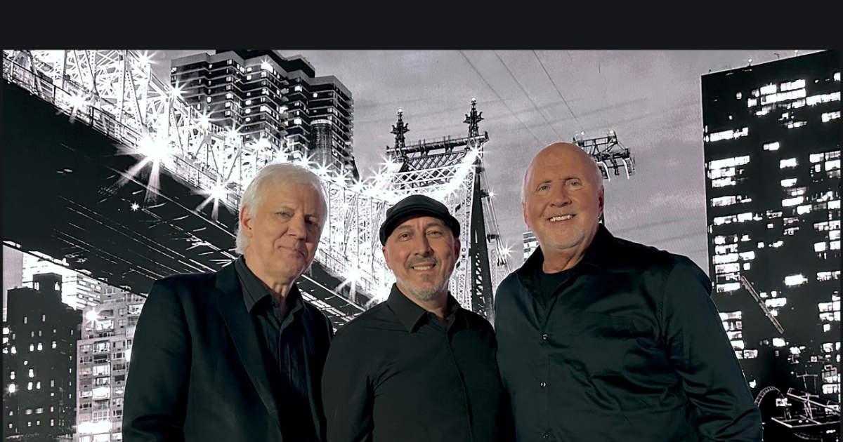 Garfunkel, Manilow, Campbell in Franklin at Mockingbird