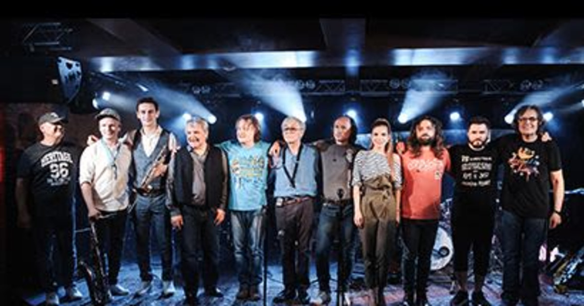 Leonid and Friends: Performing the Music of Chicago in Aspen at