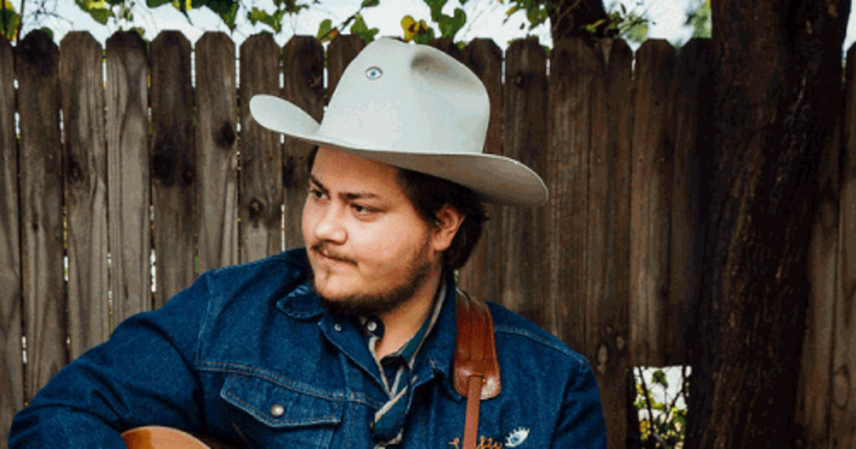 Vincent Neil Emerson in Ardmore at Ardmore Music Hall