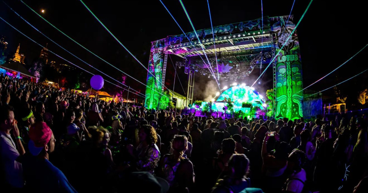 Deep Tropics in Nashville at Bicentennial Capitol Mall State