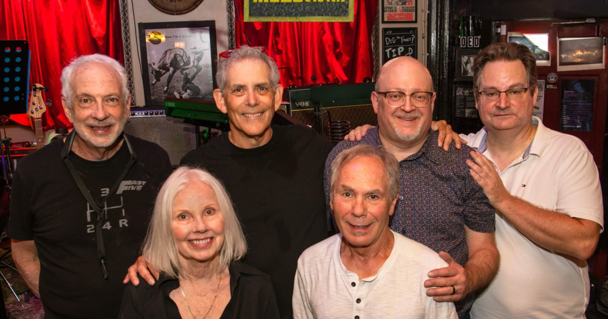 McLuhan Live in Lake Zurich at Copper Fiddle