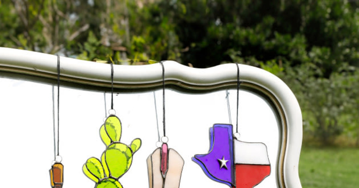 Texas Themed Stained Glass Class in Austin at Sundazed Glass