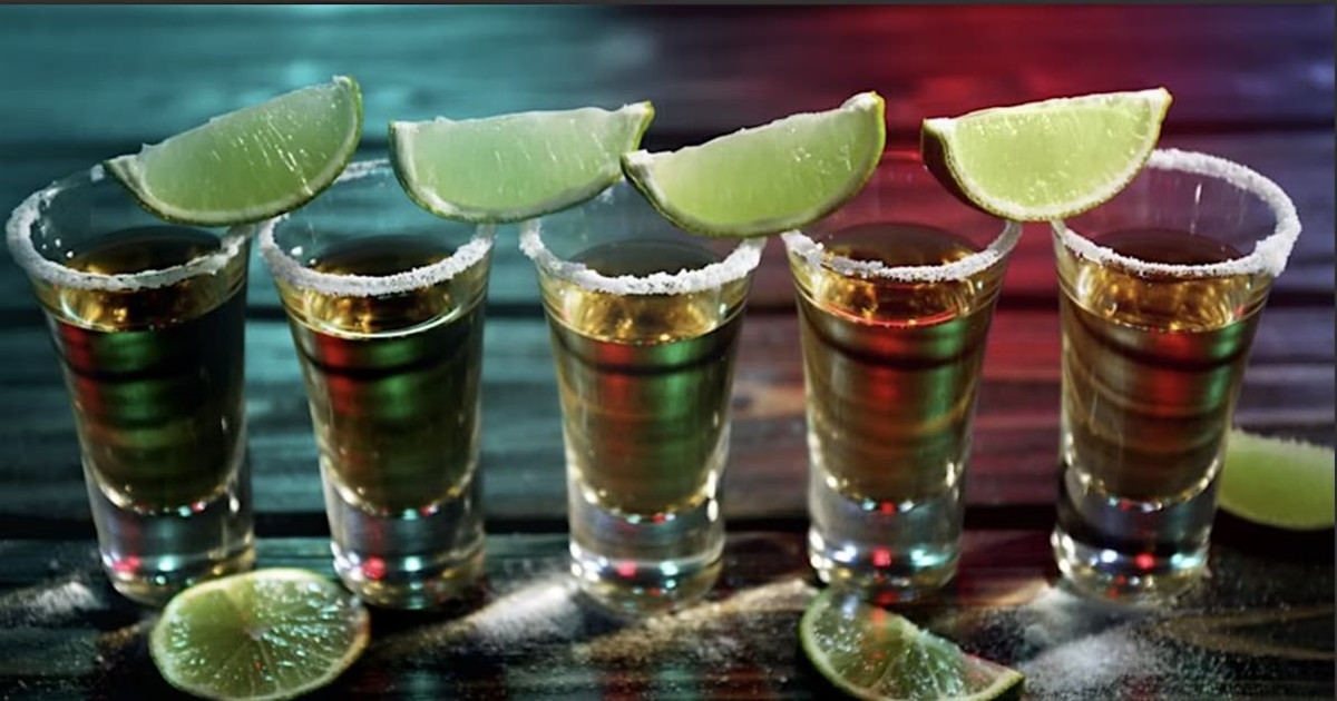 Cinco de Mayo Bar Crawl Hollywood in Los Angeles at Hollywood