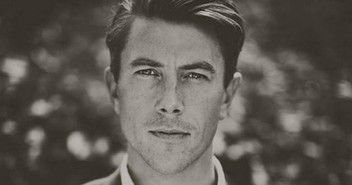 Luke Winslow-King in Chicago at CLOSED Golden Dagger