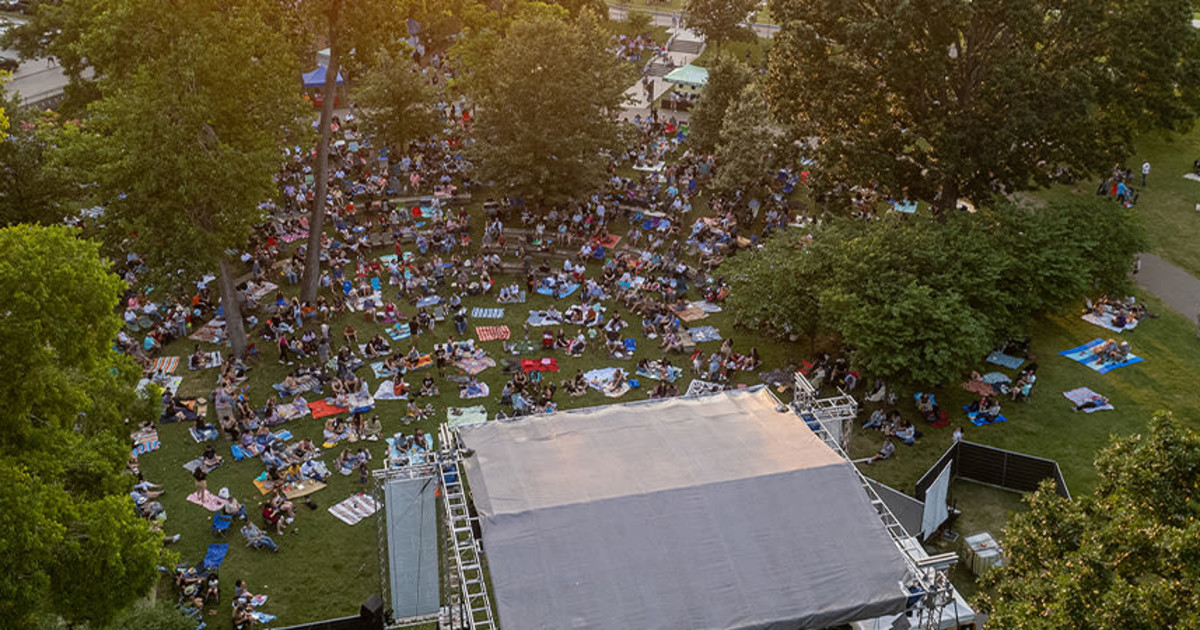 Musicians Corner featuring Eddie 9V, Ping Rose, and more in