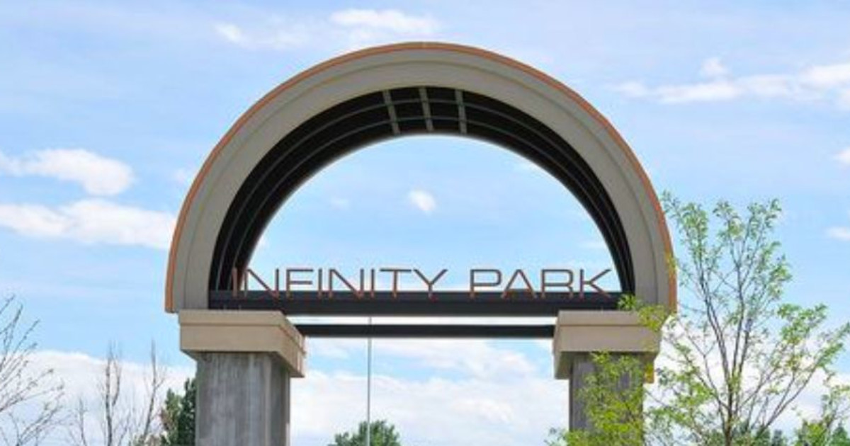 Outdoor Movie Night – Road House in Glendale at Infinity Park at