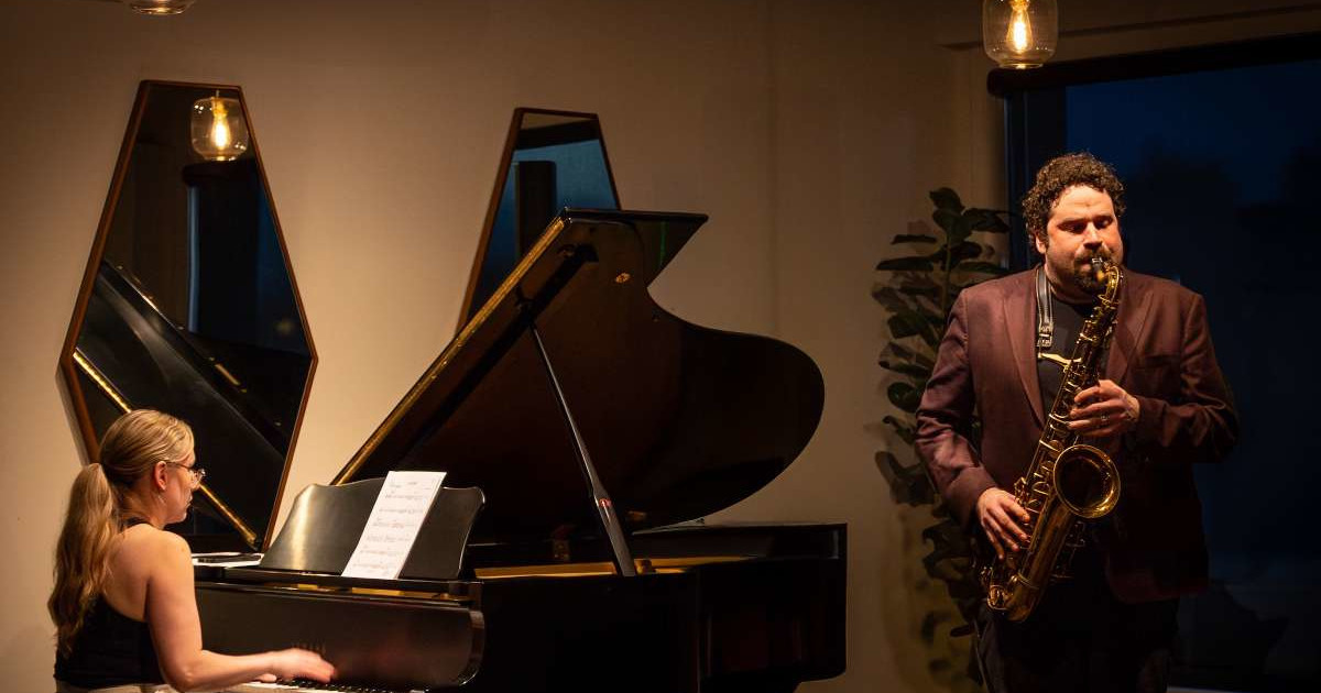 Alex Sjobeck Quartet Ft. Steve Treseler in Portland at Atlantis