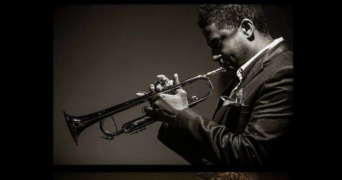 The Kasimu-Tet: a Night at Joe's! in St Louis at Joe's Cafe