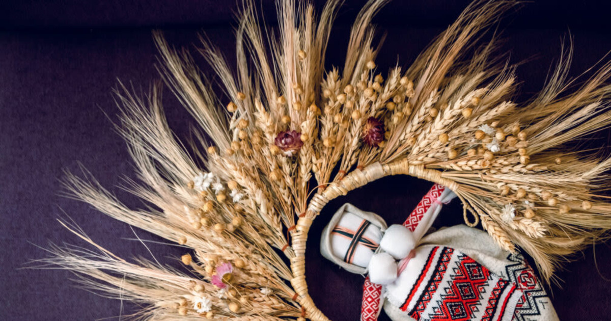 Hey Poopchik! Baba Raisa Tells You How to be Ukrainian, Raisa