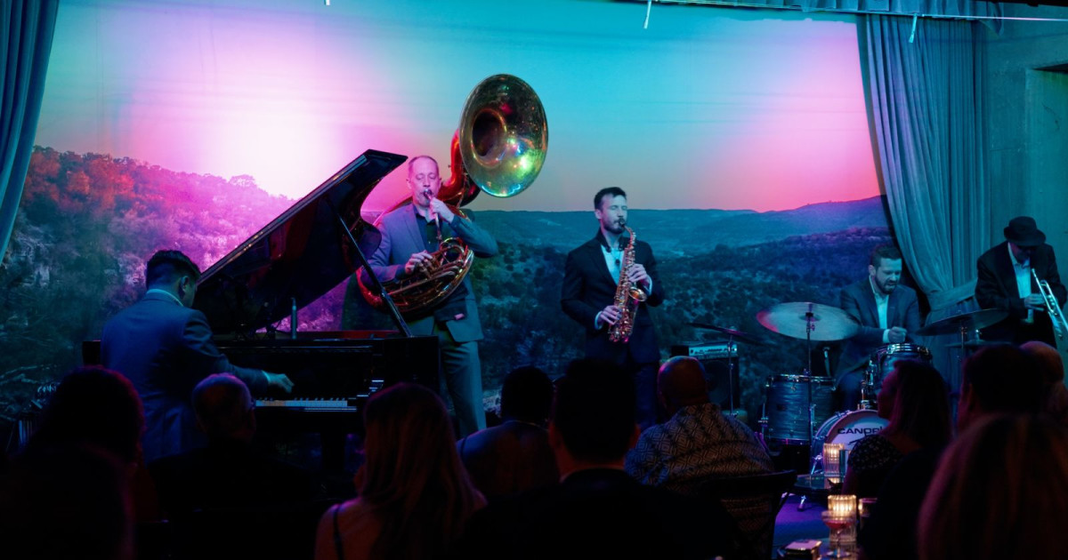 New Orleans Night! A Mardi Gras Party with Brandon Guerra, Adam